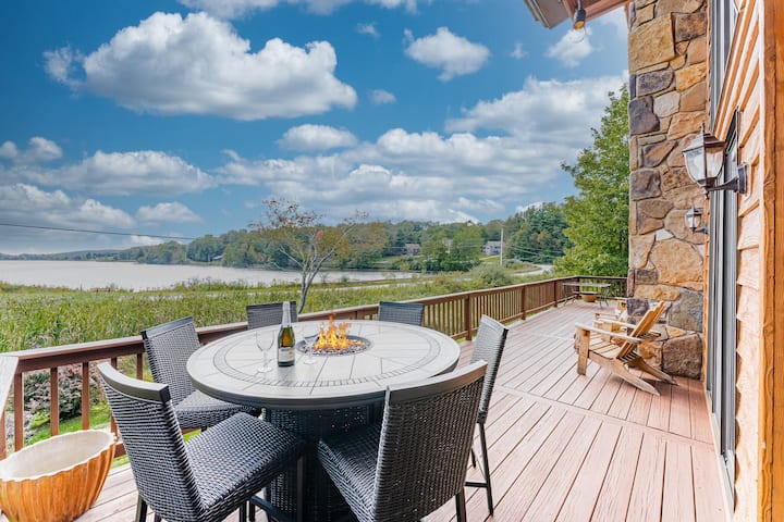 *Quiet Waters Lakefront Escape* - Virginia Occidental