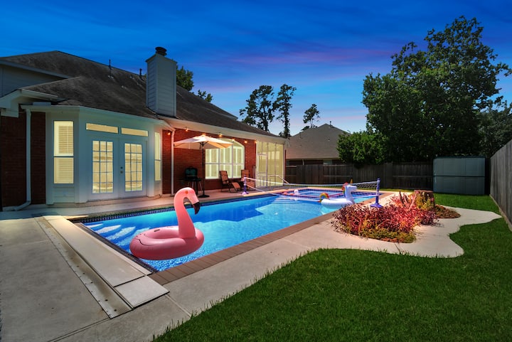 Deluxe Pool 4 Bedrooms 15 Mins To Iah. - Houston, TX
