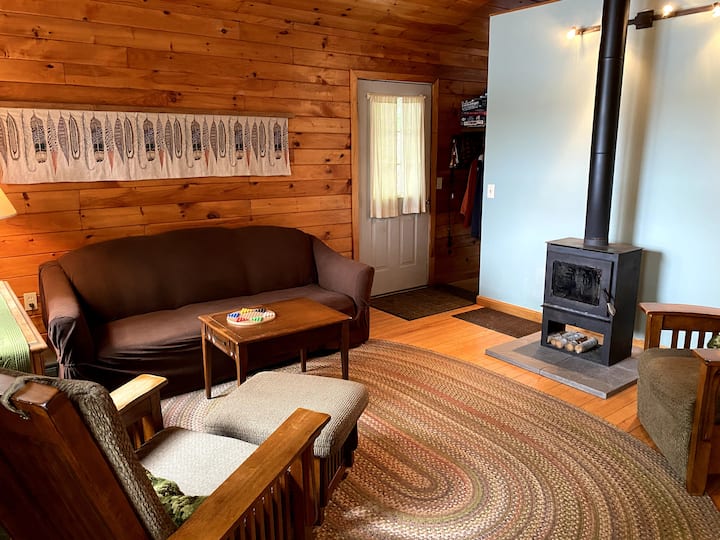 Comfy Waterfront Cabin On Echo Lake - Presque Isle, ME