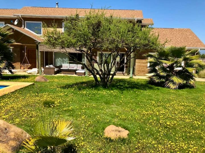 Casa De Campo Limache Con Lago Y Cancha De Pádel - Limache