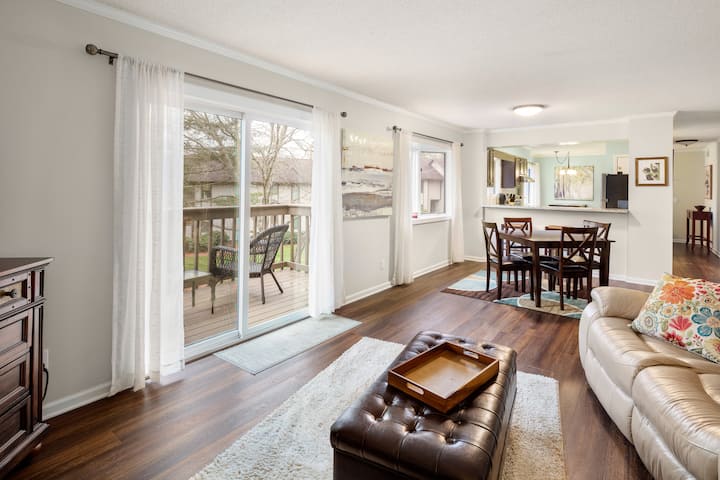 Walk Totennis, Pickleball, Gym: S. Asheville Condo - Asheville, NC