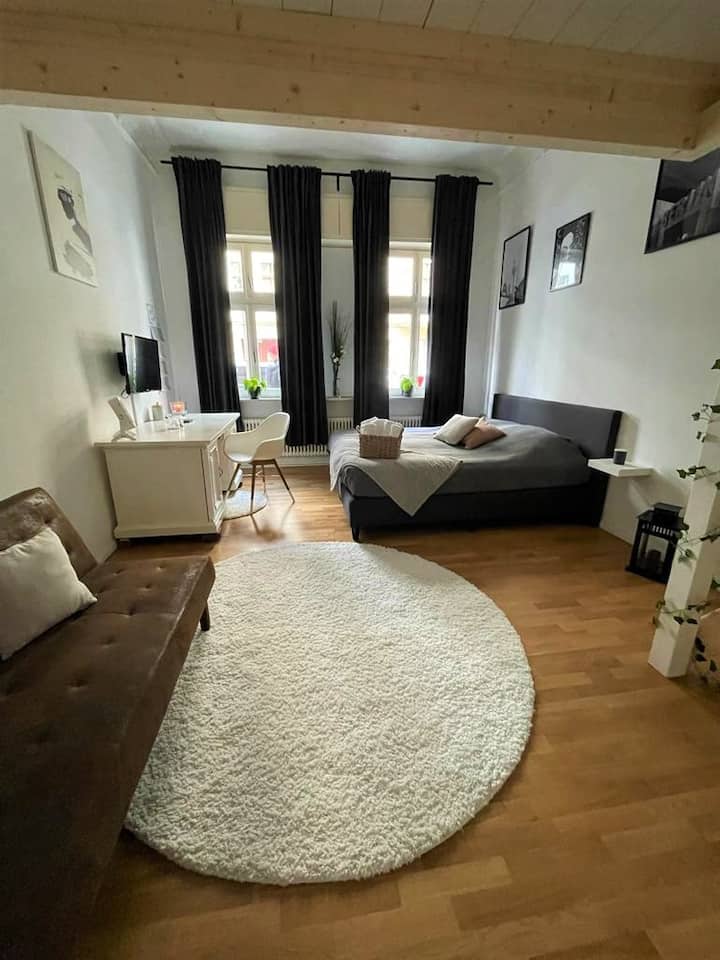 Cozy Room+private Bath (Up To 5 Ppl) - Berlin