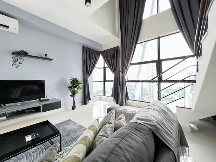 Arte Airy 2br Suite Klcc View | 2 Free Carpark - Kuala Lumpur