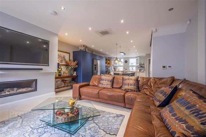 Luxury Central Portstewart Holiday Home - Portrush