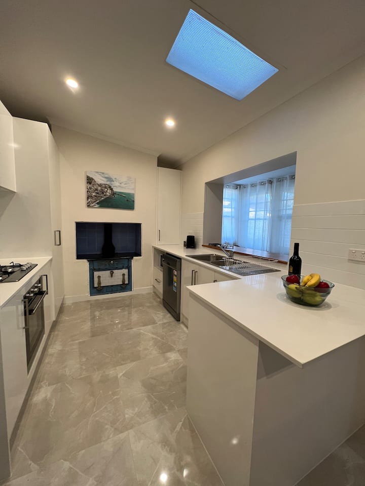 Close To Cbd Renovated Cottage - Adelaide