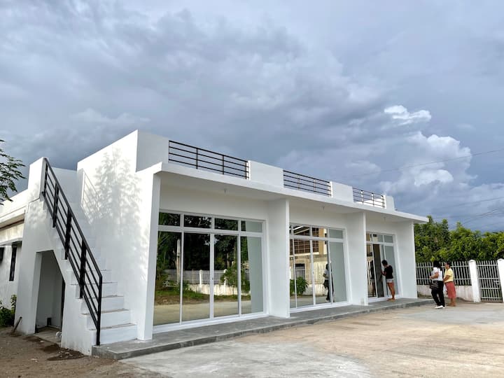 Bagasbas Vacation.loft Studio Unit. El Residencia. - Daet