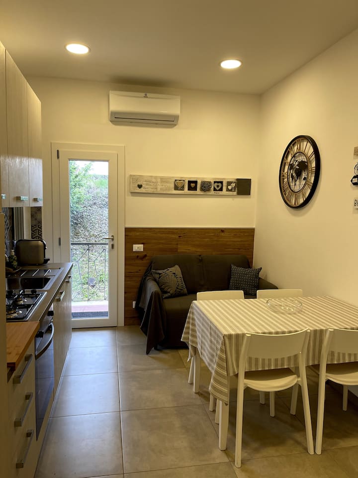 Nuovissimo Bilocale A Cinque Minuti Dal Mare - Carrara