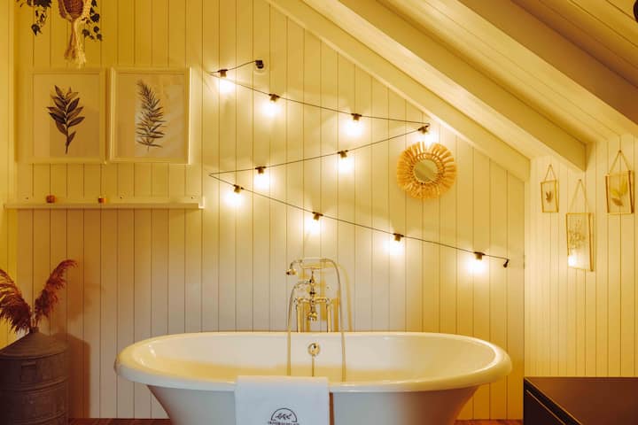 Um Mimo Nas áGuas Furtadas, Assim é A Cordovil - Marco de Canaveses