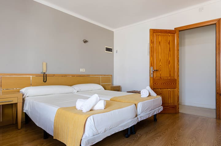 Chambre Double Avec Balcon Dans L'hôtel Bellavista - Cala Rajada