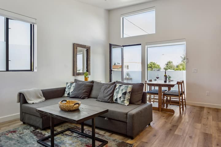 Adorable 1 Bedroom Guest House In Mar Vista - Santa Monica, CA