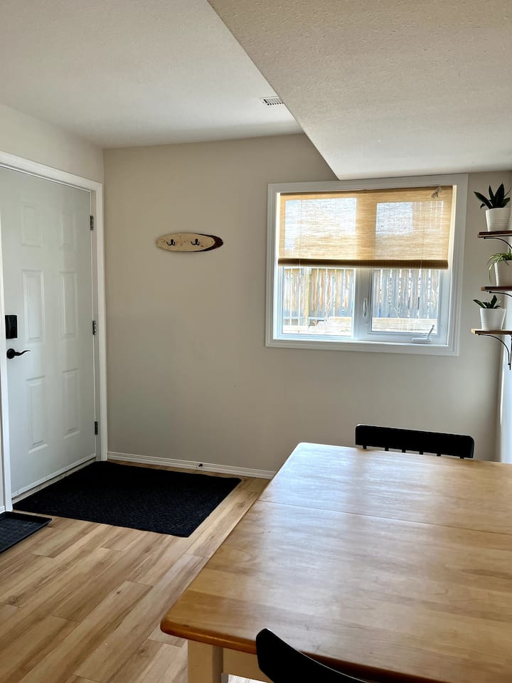 Bright And Clean 1 Bdrm Suite - Yukon