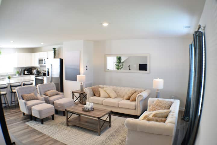 Nice! New Home Near Fort Lee X Vsu Min To Dt Rva - Petersburg, VA