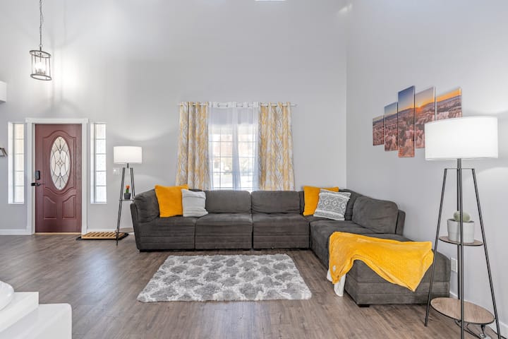 5br/15 Guests/3.5bath/new Hot Tub-ideal Location! - South Jordan, UT