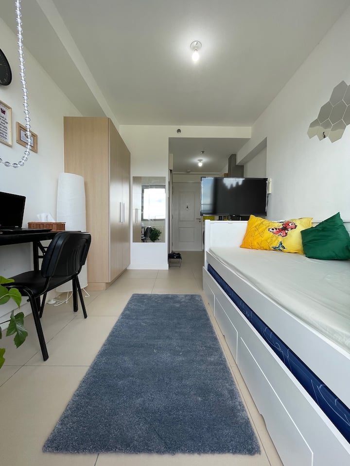 Homey Studio With Mountain View - San Mateo