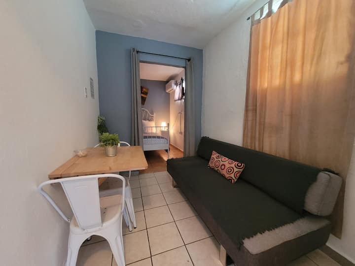 1 Bed Near Beach, Food, Nightlife On Loiza St (B) - Puerto Rico