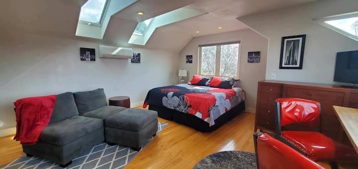 South Hills Studio - Eugene, OR