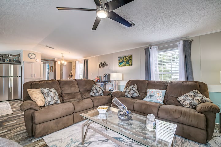 Waterfront Home On Deep Canal With Private Dock. - Crystal River, FL