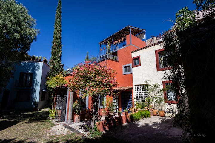 Home In San Miguel De Allende. Casita De La Aldea - San Miguel de Allende