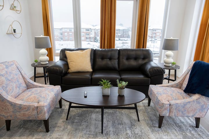 300 Wi-fi | Family & Pet Friendly | Gym | Garage - Madison, WI