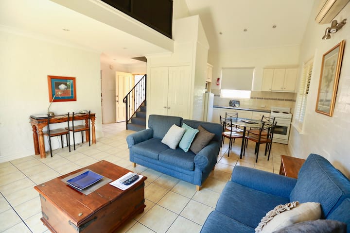 Country Apartments Family Spa A Or Spa B - 德寳市