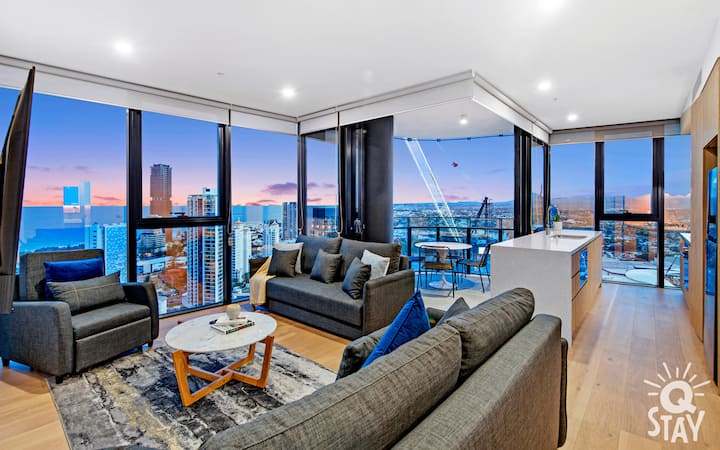 Casino - 3 Bedroom Ocean/city View Unit - Broadbeach