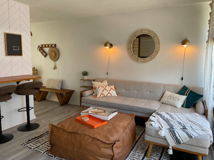 Tiki Waikiki Condo By International Market Place - Honolulu