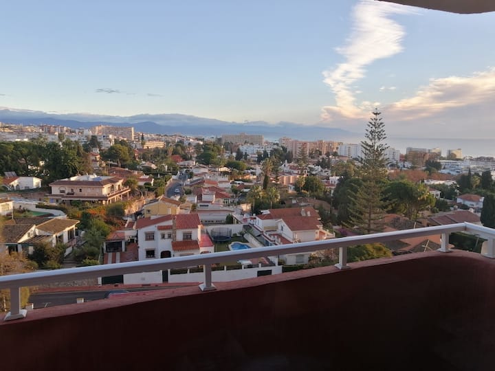 Bonito Apartamento Con Vista Maravillosa - Benalmádena