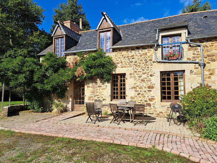 La Vielle Ferme - Gîte 6 Personnes Avec Piscine - Dinan