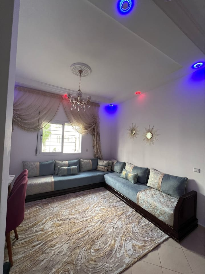 Excelente Appartement Familiale Avec Une Terrasse. - Kenitra