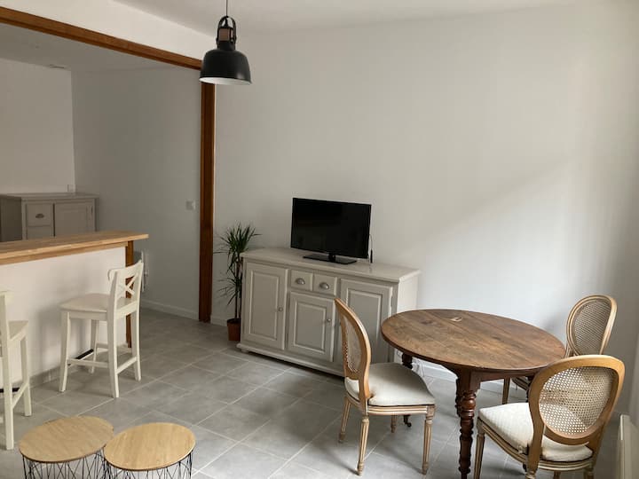 Logement Paisible Avec Cour - Quartier Anatole - Narbonne