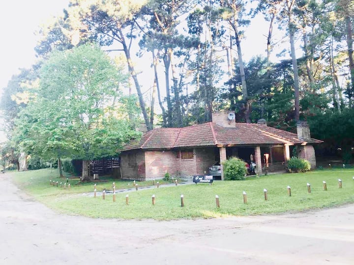 Excelente Casa Con Parrilla En Valeria Del Mar - Pinamar