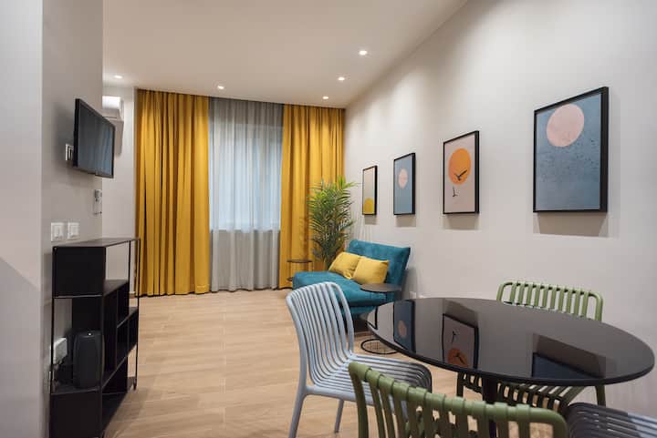 Centralissimo E Incantevole Loft, Napoli - Naples