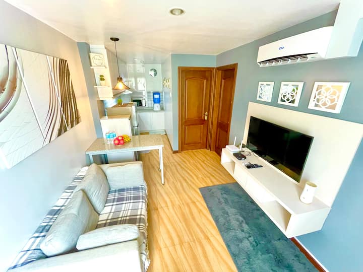 The Urban Retreat Stylish 2br Condo In Banawa Cebu - Cebu City