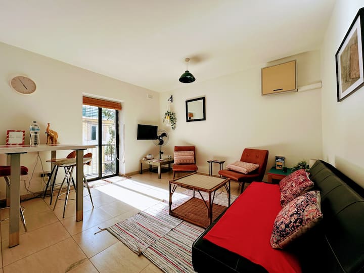 Lovely Apartment In Saint Julians Close To Sea - Malte