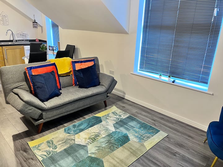 Chic And Stunning  Apartment - The Royal Town of Sutton Coldfield