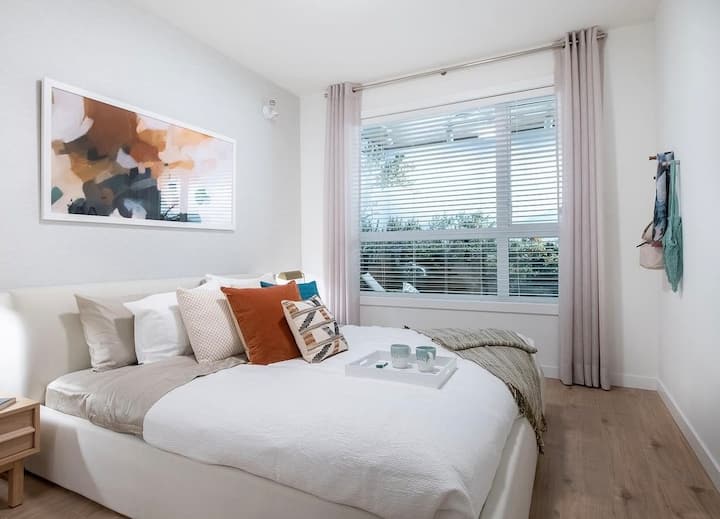 Abbotsford 2bed Condo, Beautiful Forest View - Abbotsford