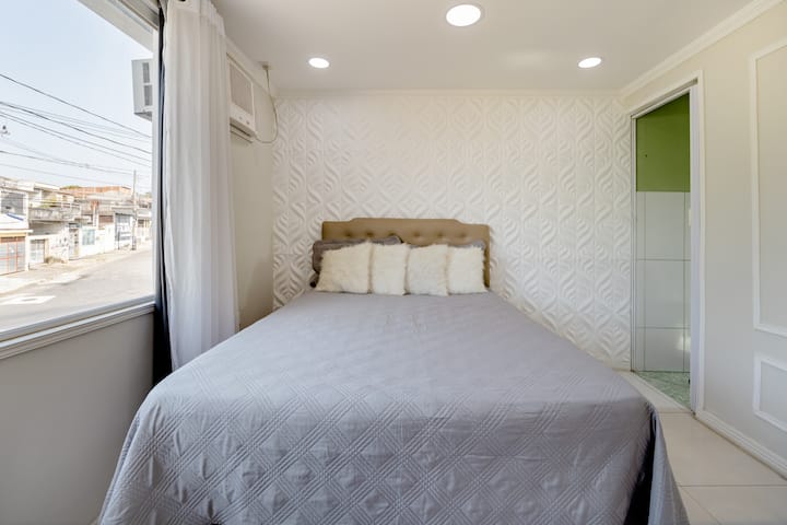 Suíte Clean - Independente E Acesso Por Escada - Rio de Janeiro