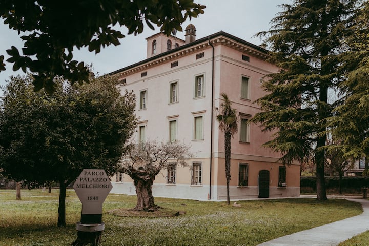 3_alloggio Interno Palazzo Storico In Centro - Peschiera del Garda