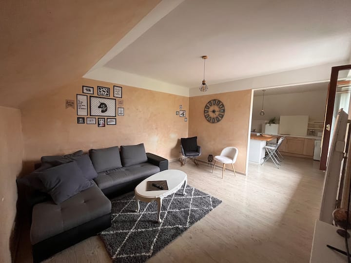 Superbe Appartement, Proche Gare Avec Belle Vue - Bellegarde-sur-Valserine