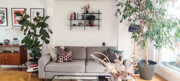 Bright And Cosy Top Floor Flat In Neukölln - Berlín