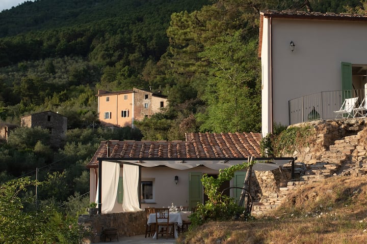 Hill Top Retreat - Tuscany