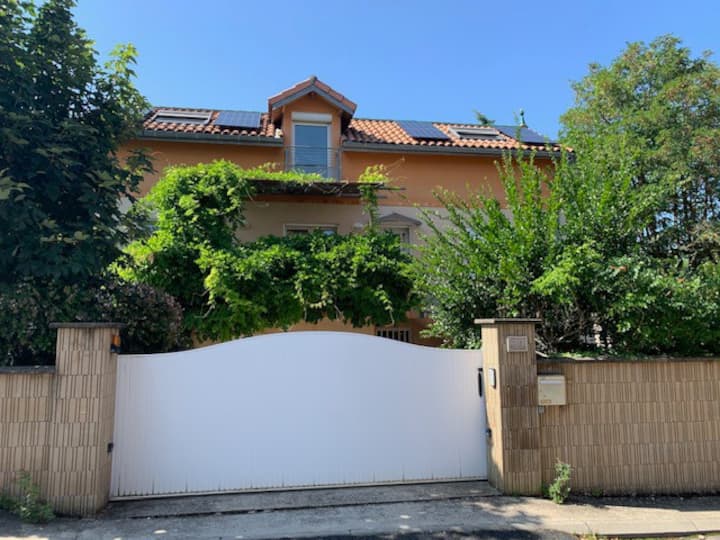 Maison De Ville Chaleureuse - Millau