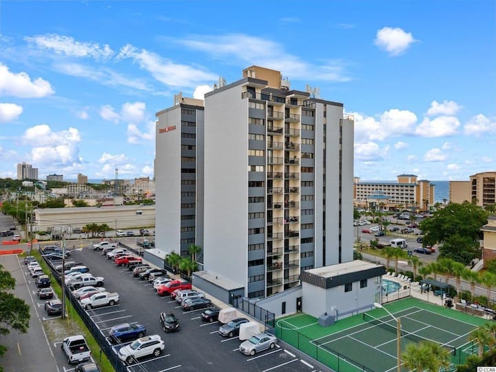Myrtle Beach Fun!
2 Beds, 2 Baths, Surf & Sand! - Myrtle Beach, SC