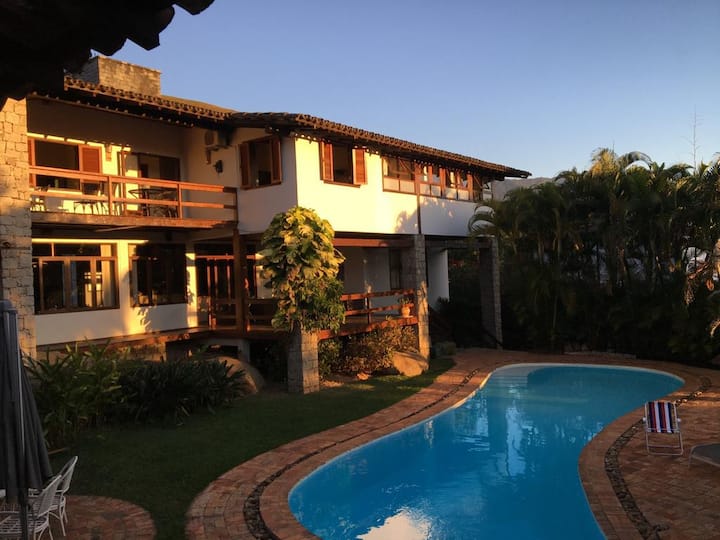 Ilhabela Com Piscina E Cachoeira, Para Família - Ilhabela