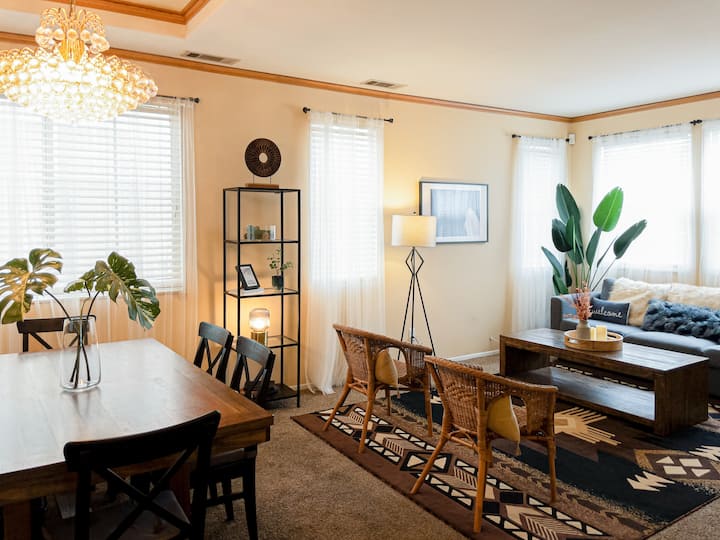 Spacious Family Haven Almeria Park | Honest Homes - Fontana, CA