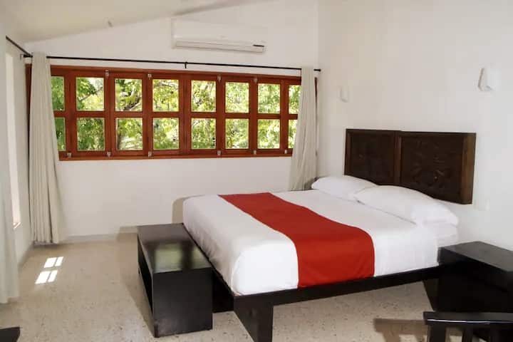 Spacious King Bed Apt 481 Sq Ft / Ideal Long Stays - Cancún