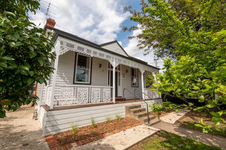 Newly Renovated, Kennedy Cottage - Close To Cbd - Bendigo