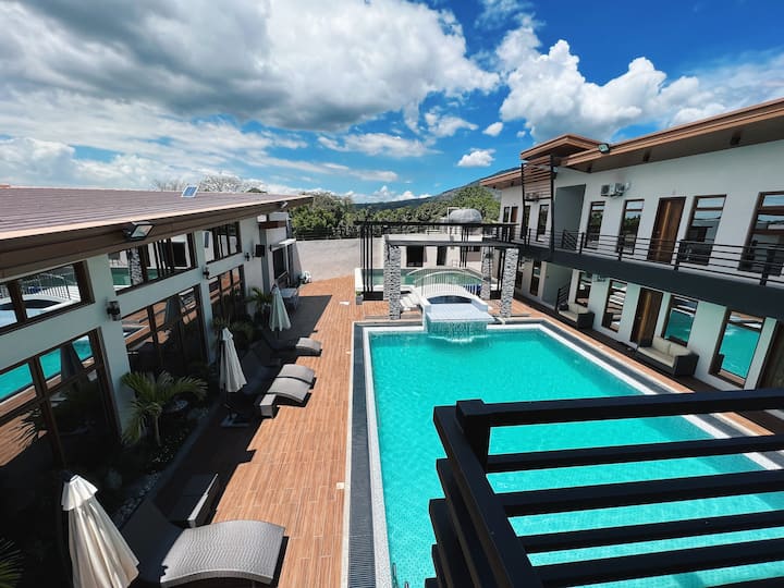 Private Villa Near Mt. Arayat - Arayat
