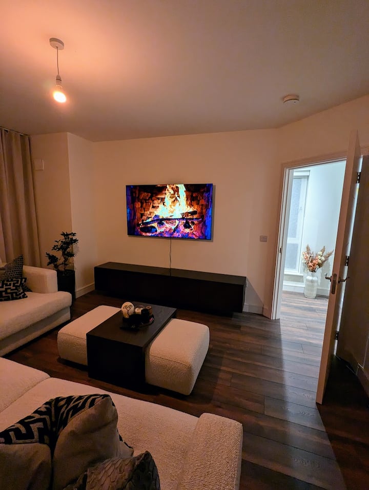 Newcastle Luxe: Single & Double - Celbridge