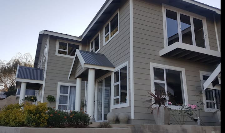 Misty View Unit 1 - Dullstroom